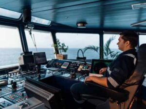 Cara Kerja GPS Kapal: Dari Satelit Hingga Posisi Akurat