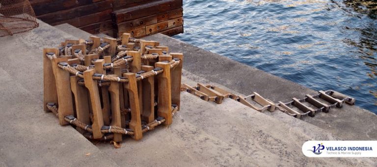 Fungsi Embarkation Ladder Pada Kapal - Distributor Alat Kapal