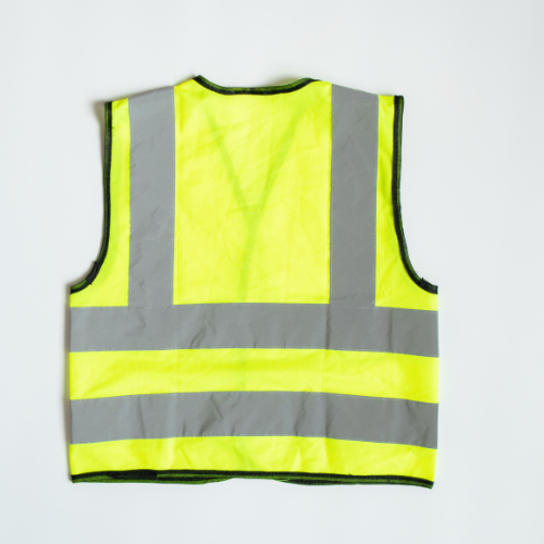 Jenis-Jenis Pakaian APD dan Fungsinya - Distributor Alat Kapal